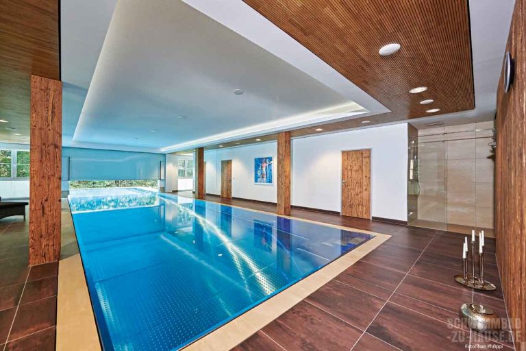 Hallenbad | Schwimmbad-zu-Hause.de